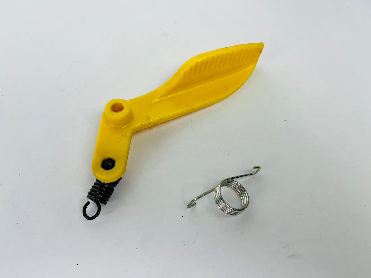 Spirit Fitness XT 185 Treadmill Handle Release Lever & Springs (HP67)