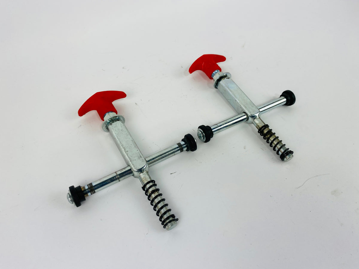 Sole Fitness E20 Elliptical Axle Locking Pin Set (MX410)