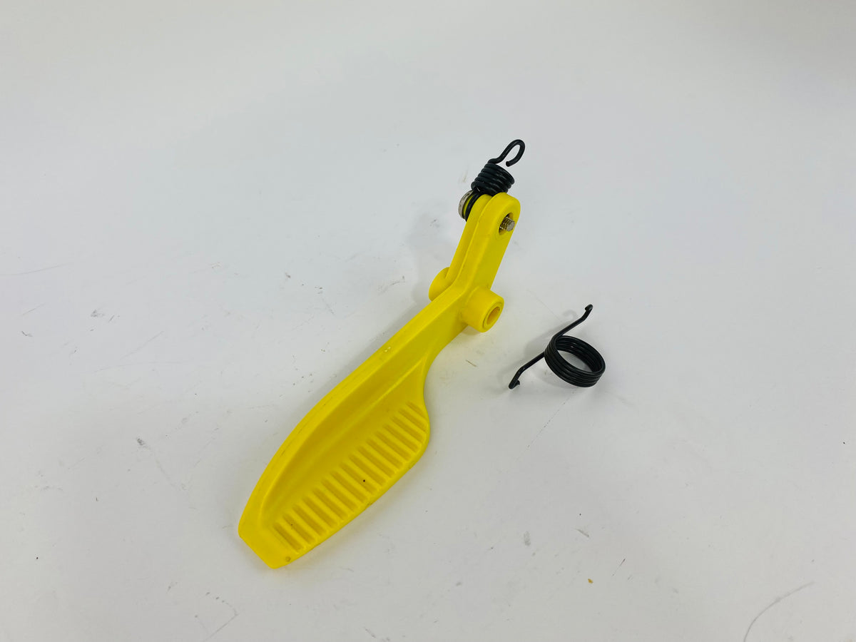 Spirit Fitness XT385 Treadmill Handle Release Lever and Springs (MX413