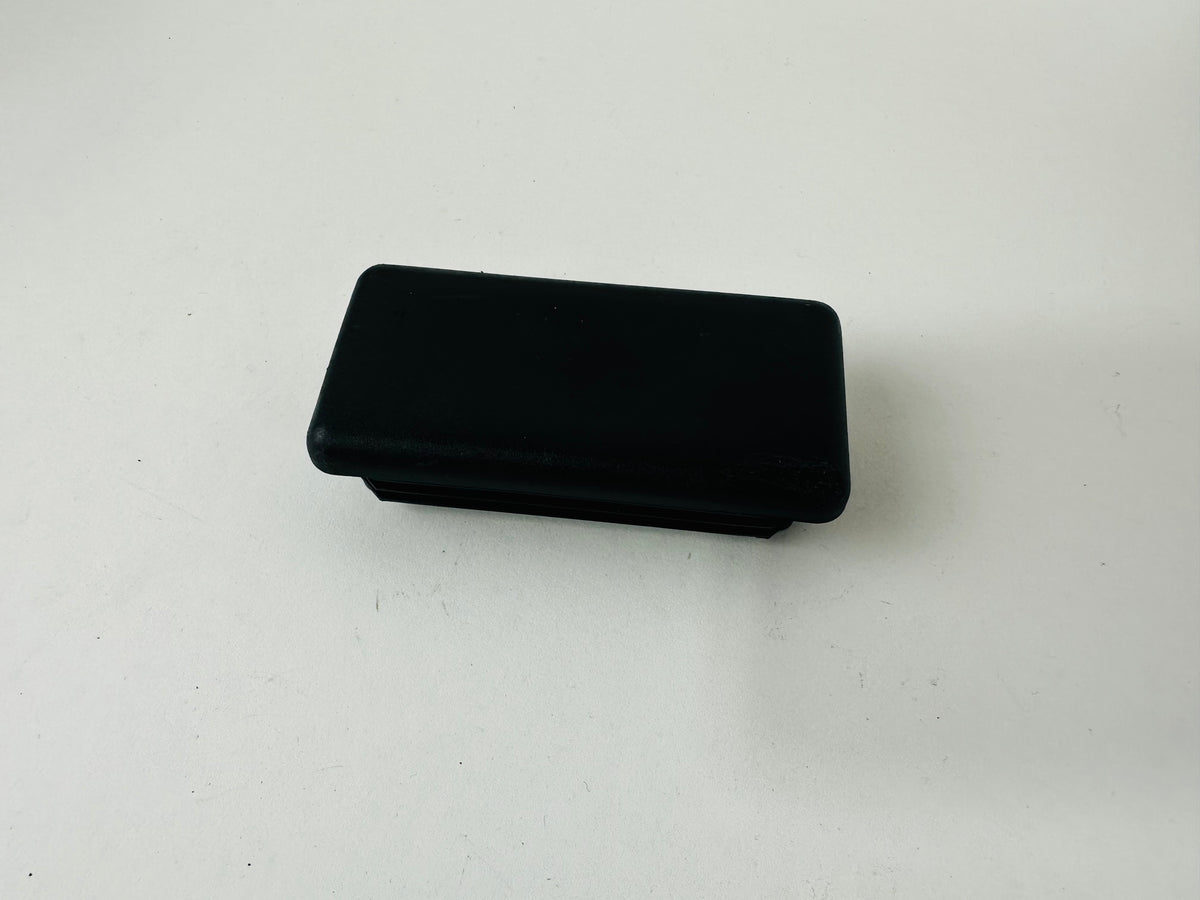 Precor EFX 5.21i Elliptical Internal Rectangular End Cap (MX89)
